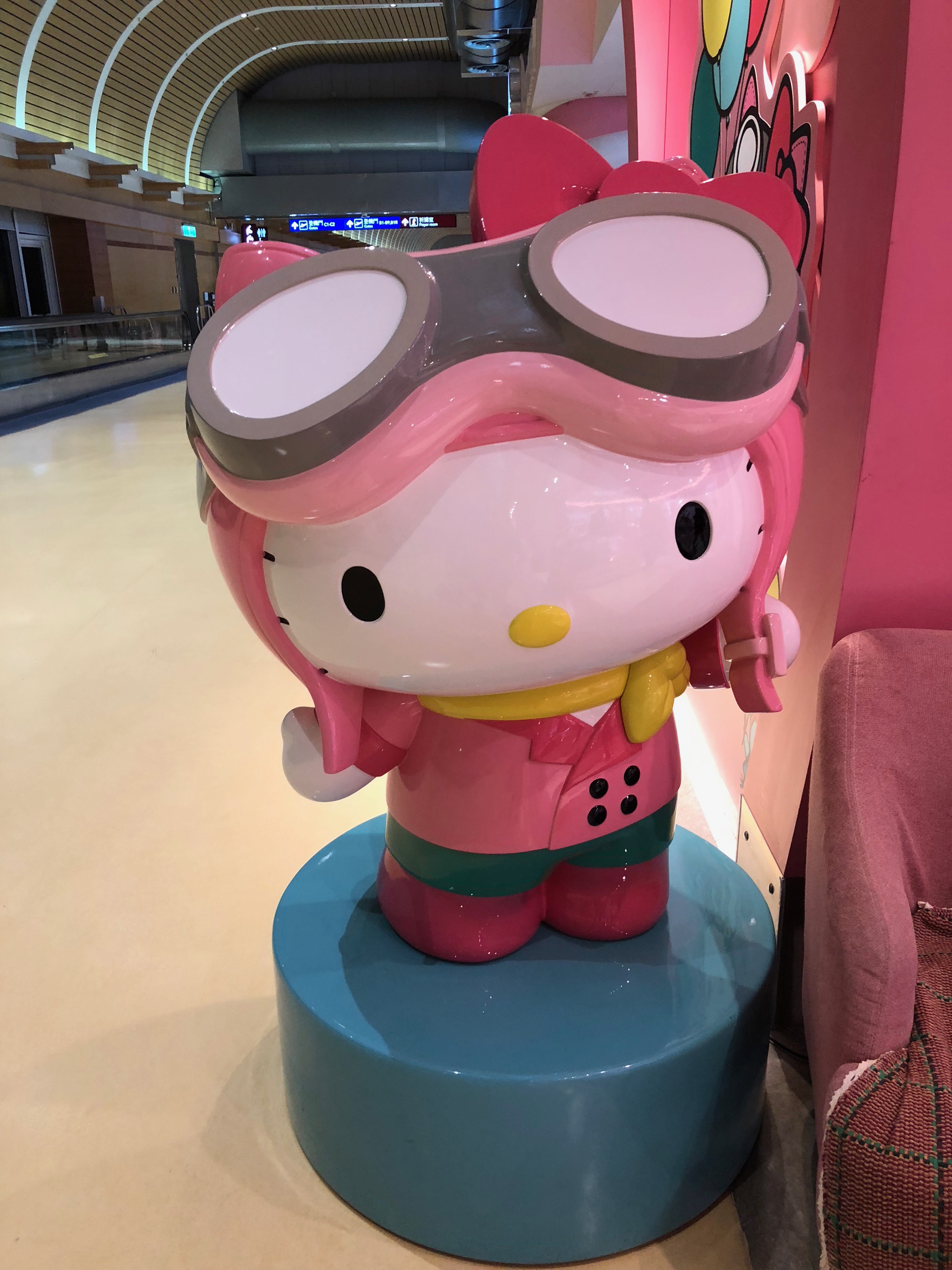 Hello Kitty Terminal in Taipei! – hello foodie jenn